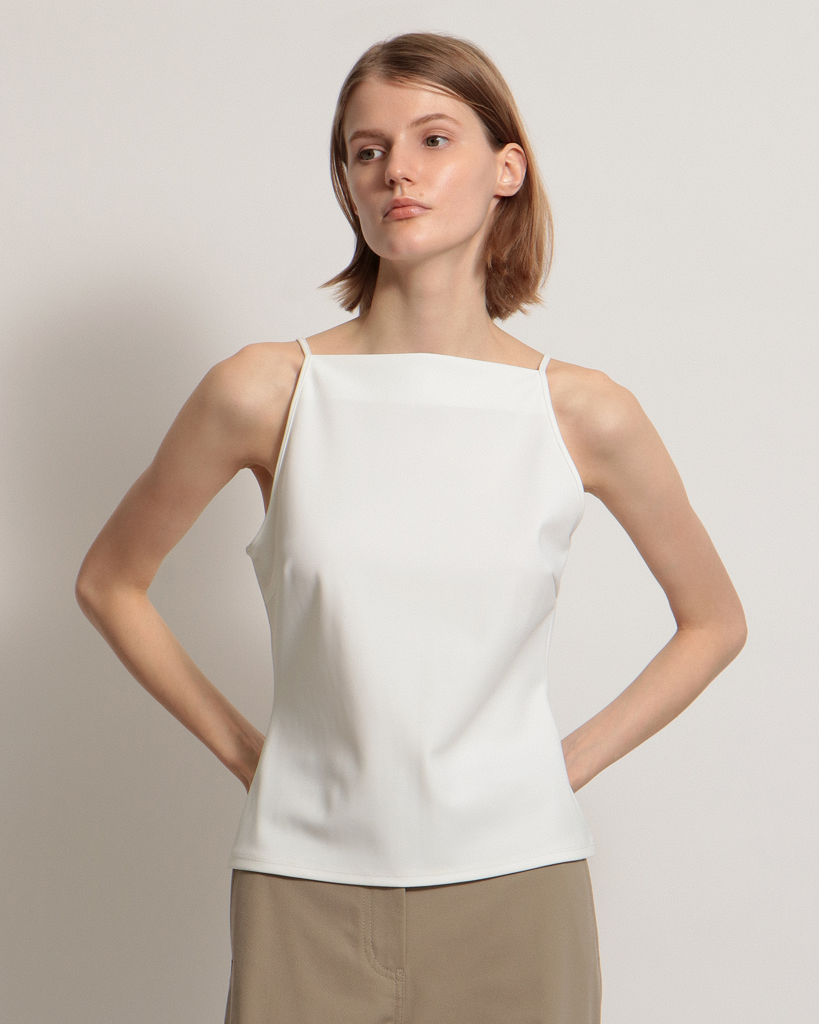 Precision Ponte SQ Neck Tank PO | WOMEN（レディース）｜Theory 公式通販サイト